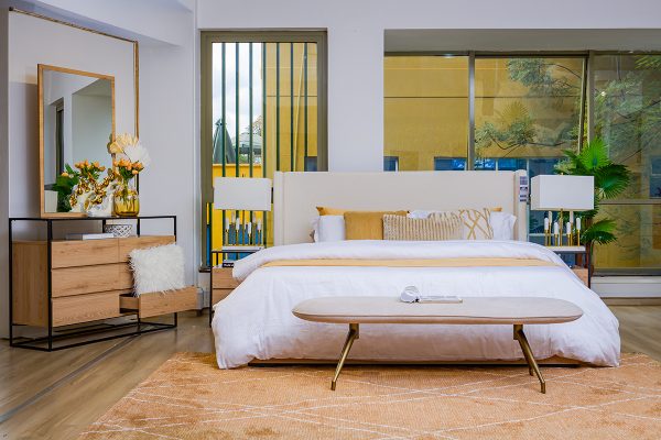 FINLEY KING PACKAGE - King Bed + 2 Nightstands + Dresser Mirror ...